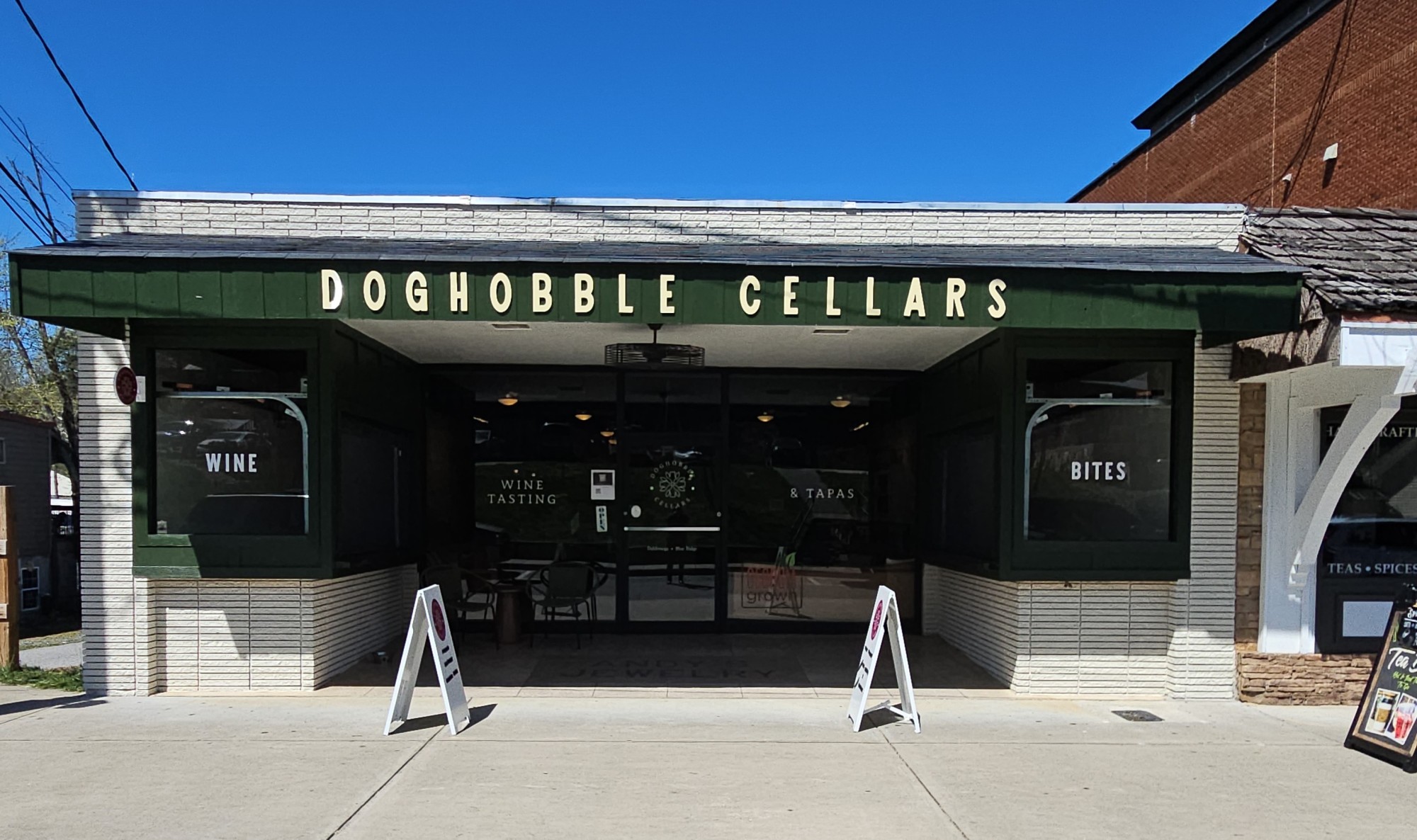 Doghobble Cellars at Blue Ridge | Explore Georgia