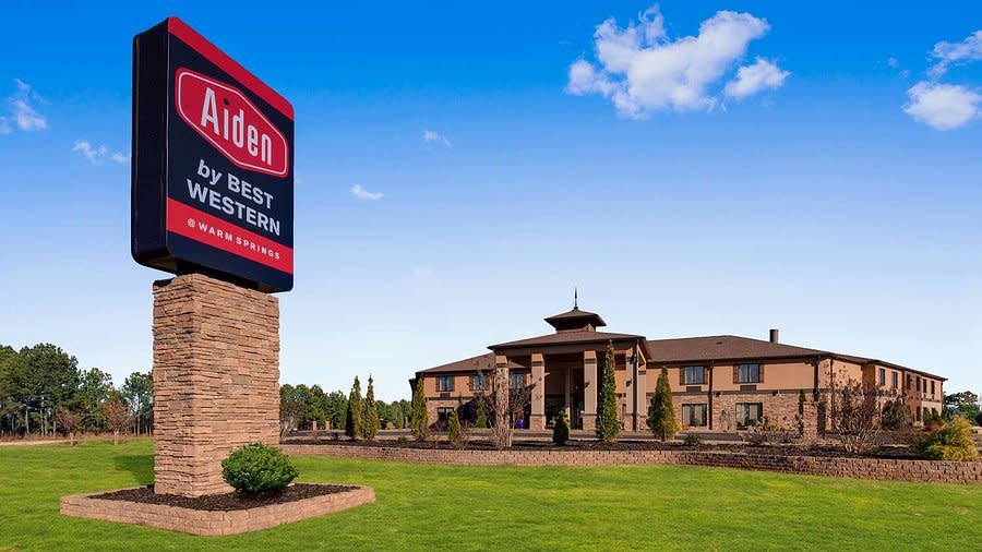Aiden by Best Western Warm Springs Hotel and Event Center | Explore Georgia